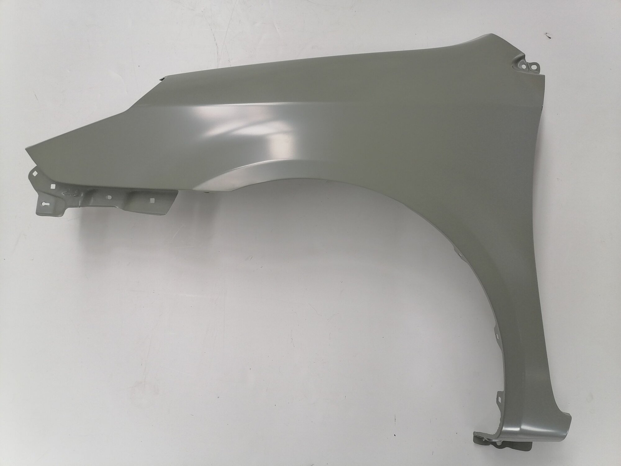 Крыло левое Geely MK Cross [1.5 16V 5MT хетчбэк] 10120005140103
