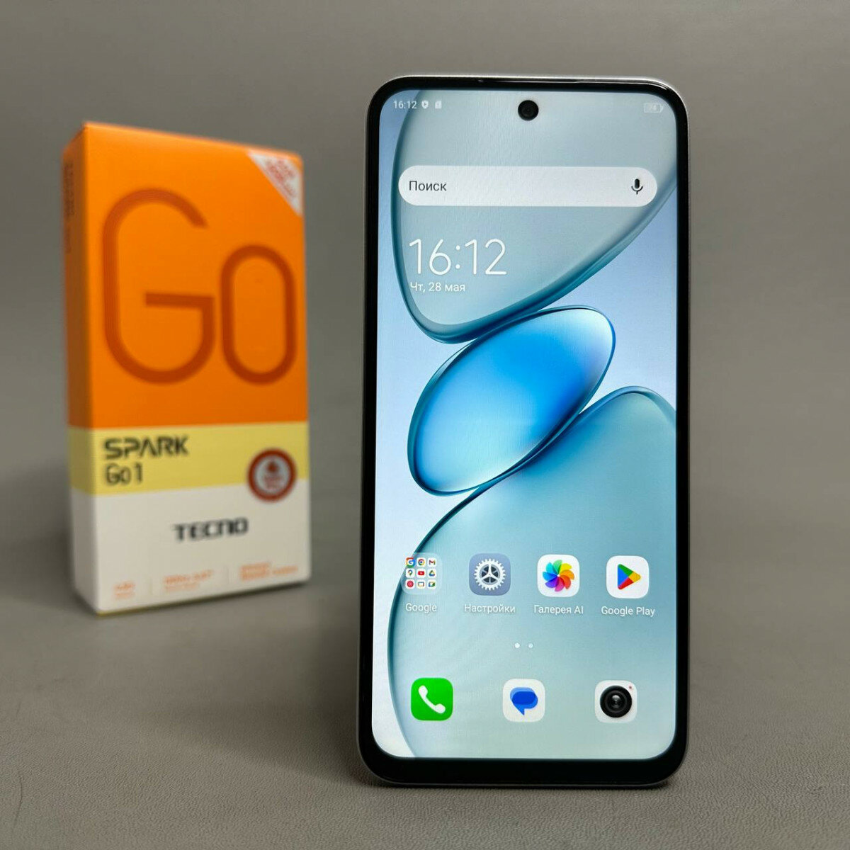Смартфон Tecno SPARK Go 1 3/64GB, Dual nano SIM, Glittery White