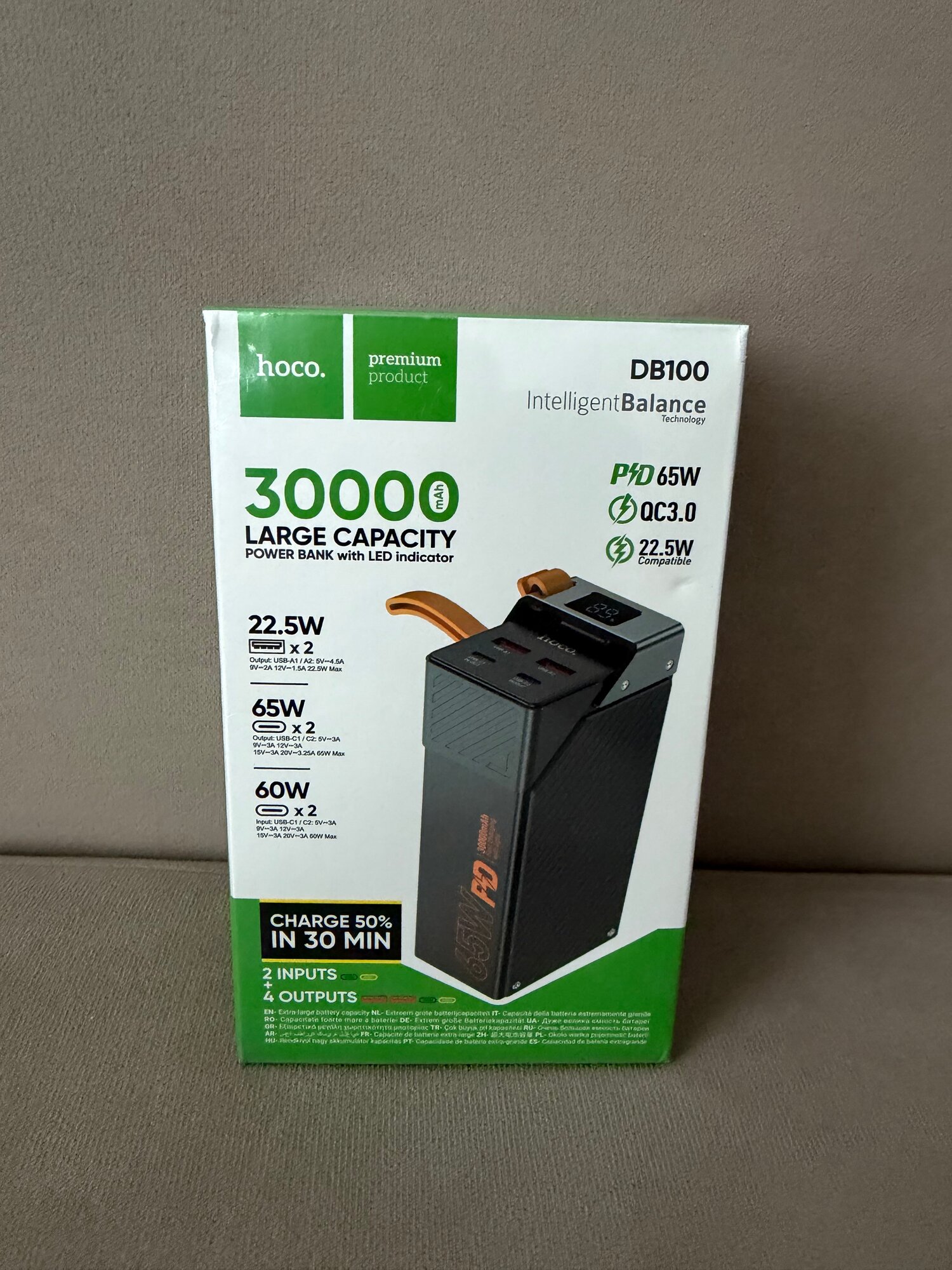 Быстрая зарядка. Повербанк Hoco DB100 30000 mAh черный. Powerbank 65 Вт внешний аккумулятор для ноутбуков