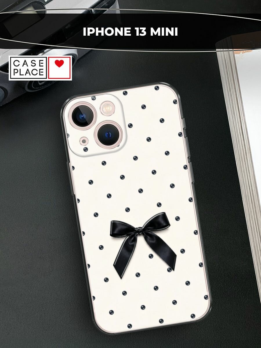 Силиконовый чехол на Apple iPhone 13 mini / Айфон 13 мини с принтом Бантик на фоне в горошек