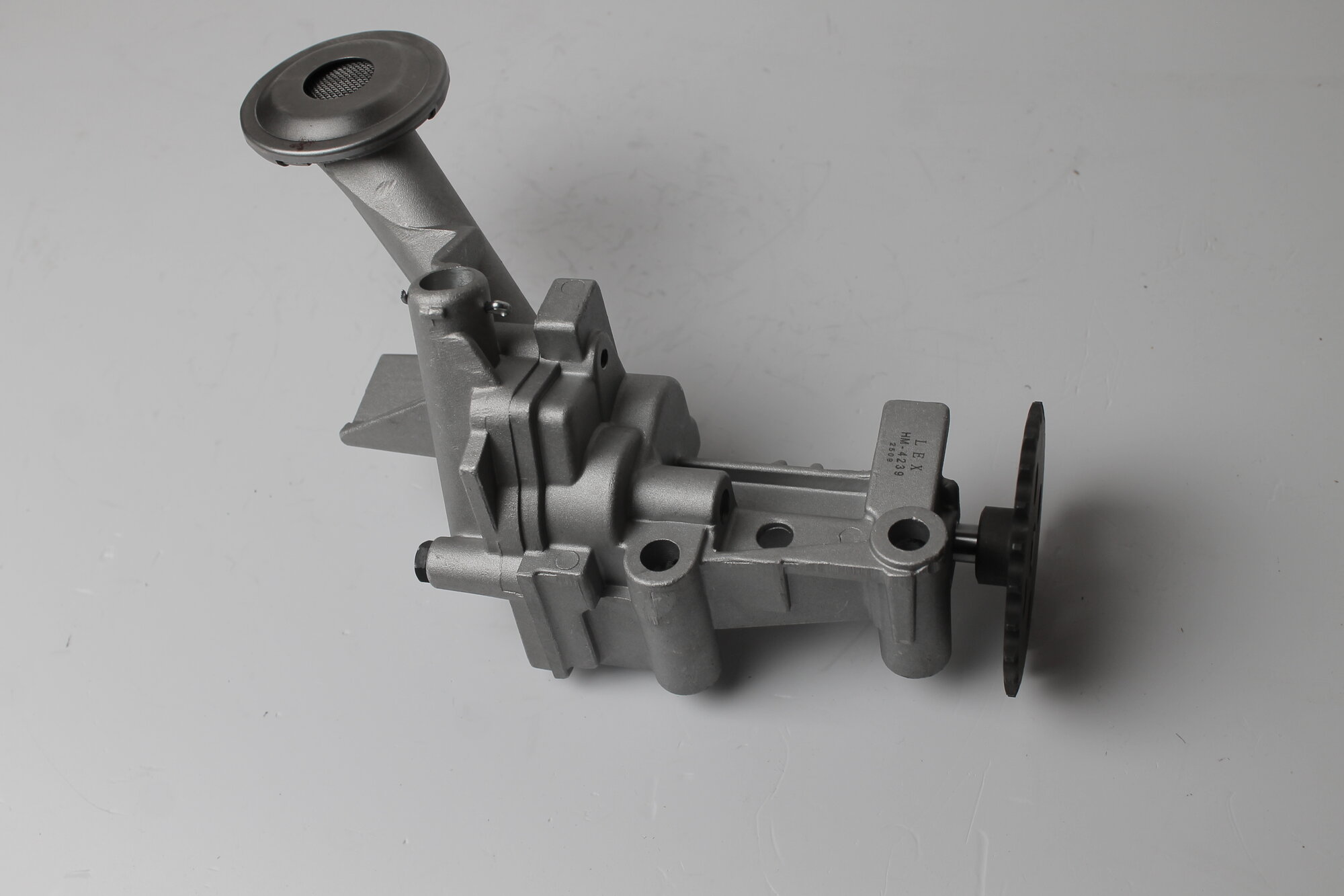 Масляный насос RENAULT Duster 1/2, Megane 1/2, Scenic 1/2, Kaptur 1 NISSAN Terrano 3, 2.0 F4R