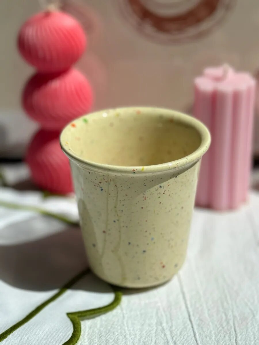 Стакан для кофе и чая от бренда "Тепло в руках", керамика, pinterest 300 мл
