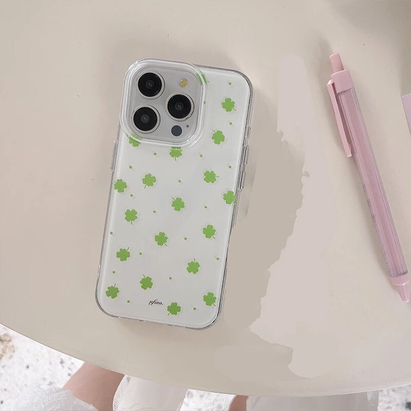 Чехол для iPhone 13 с клевером, прозрачный