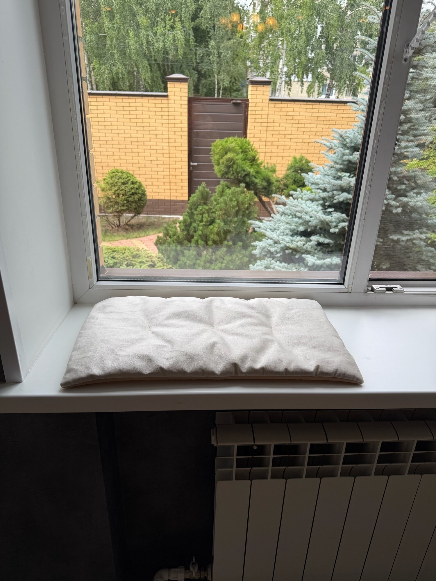 Лежанка 35*60 для кошек на узкий подоконник. Антискользящая
