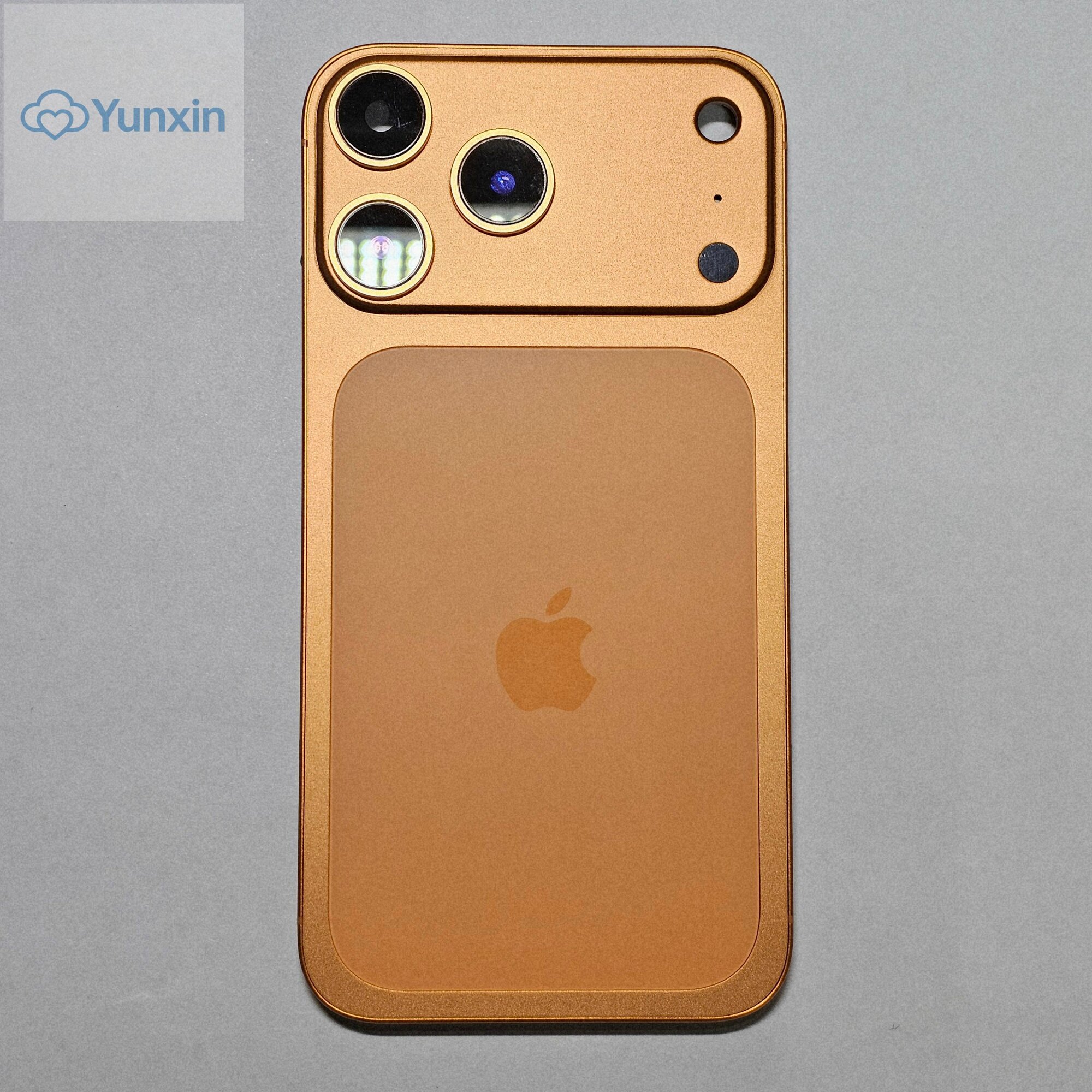 Корпус iPhone XR под 17 Pro оранжевый для iPhone XR