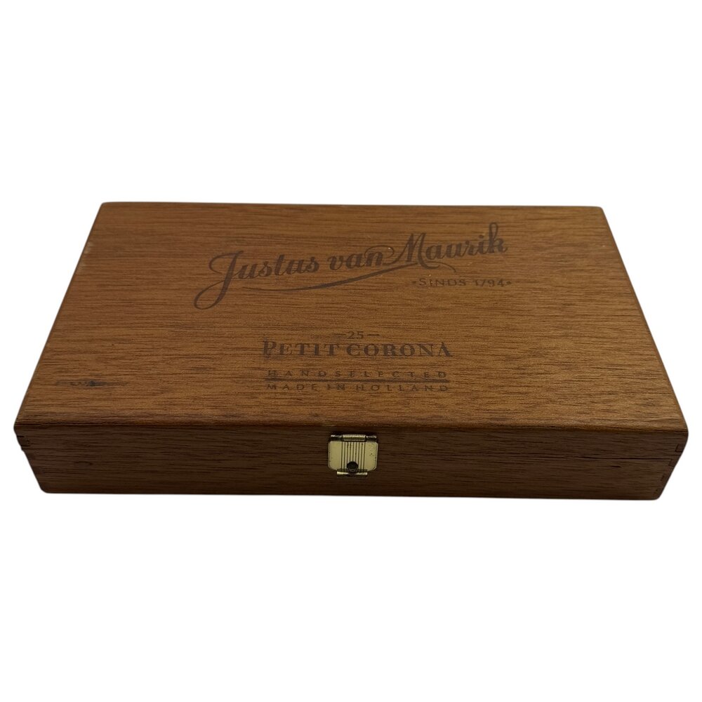 Шкатулка для 25 сигар "Petit corona", дерево, 1970-2000 гг. Justus van Maurik, Нидерланды