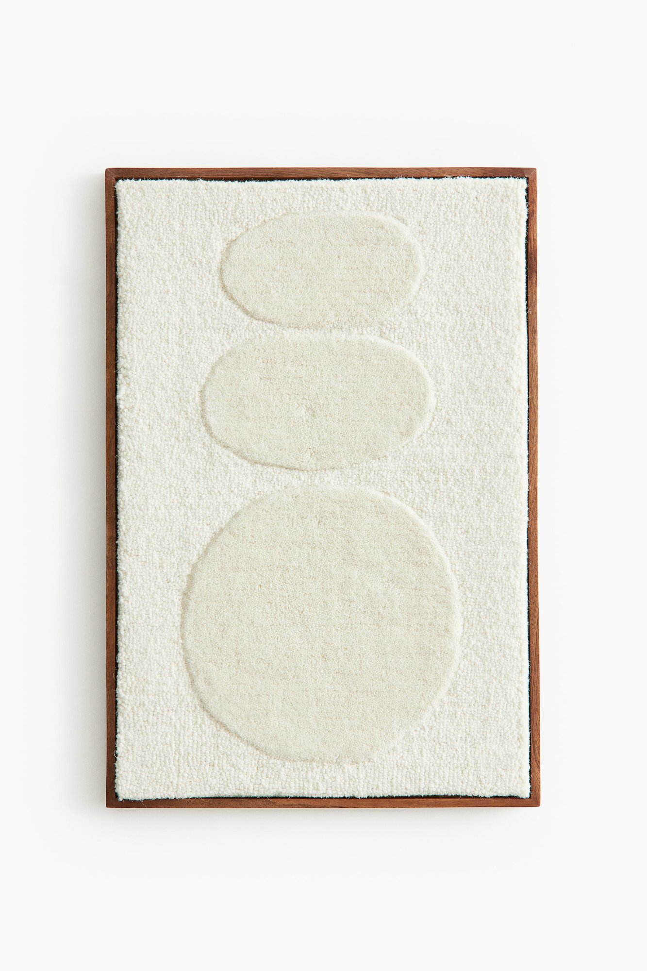 Декор стен с использованием структурированной поверхности H&M Цвет: Сливочный 45x63 см