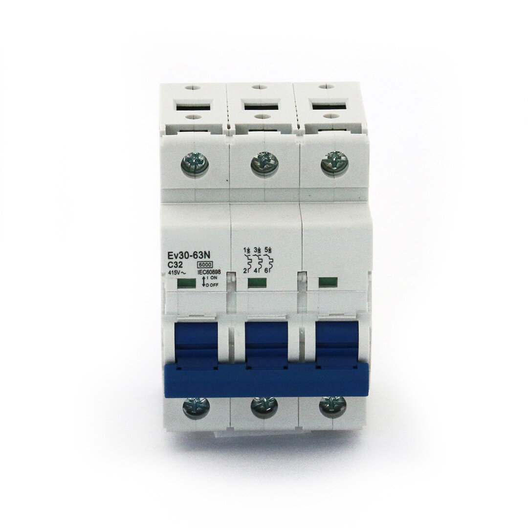 Авт. выключатель Ev30-63N 3P 6kA 32A C, нераздельный рычаг управления