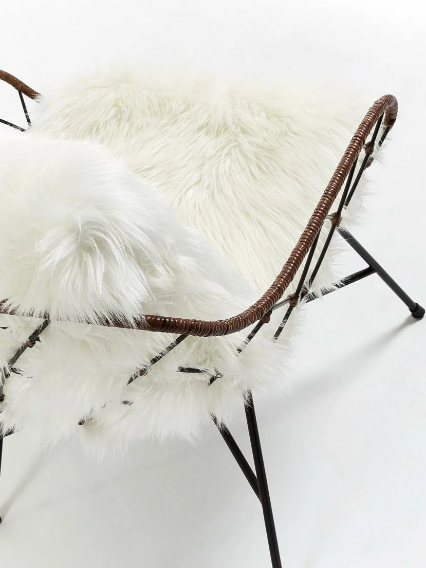 Кресло La Forma "Claque", каркас из металла, обивка искусственным мехом, белое
