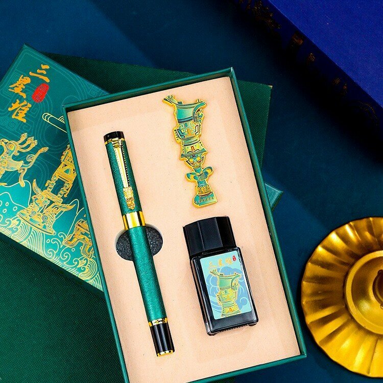 Культурные и креативные подарки Саньсиндуя, награды для студентов, подарки на день рождения, сувениры из туристических музеев, памятные вещи из сувенирных магазинов.