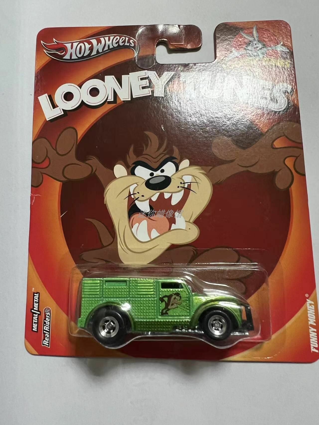 Hot Wheels Pop Culture Series 2, литая модель автомобиля 1:64(Багз Банни MONEY)