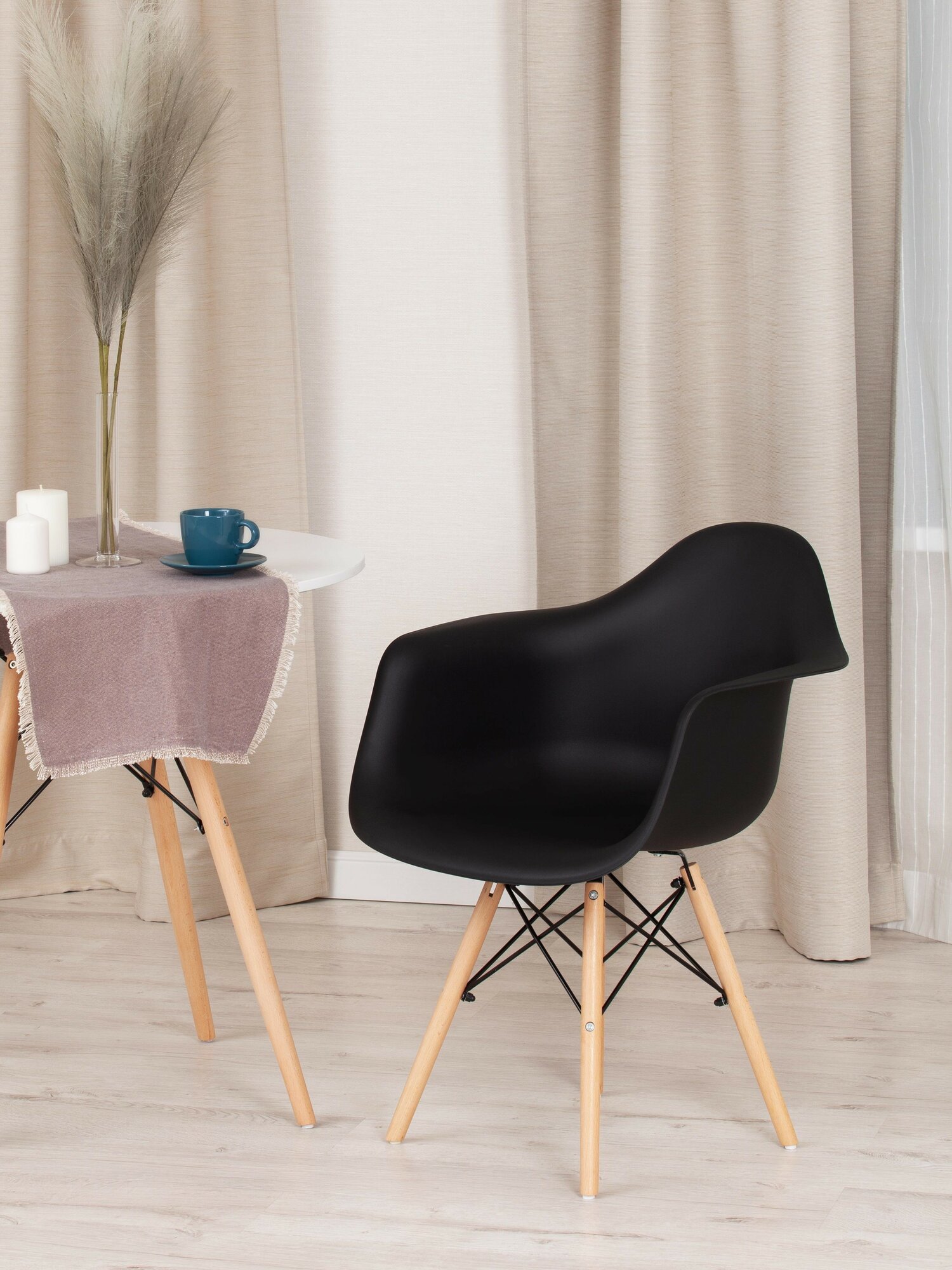 Кресло пластиковое TetChair 1 шт. в упаковке , ножки массив березы, пластиковое сиденье, легкое