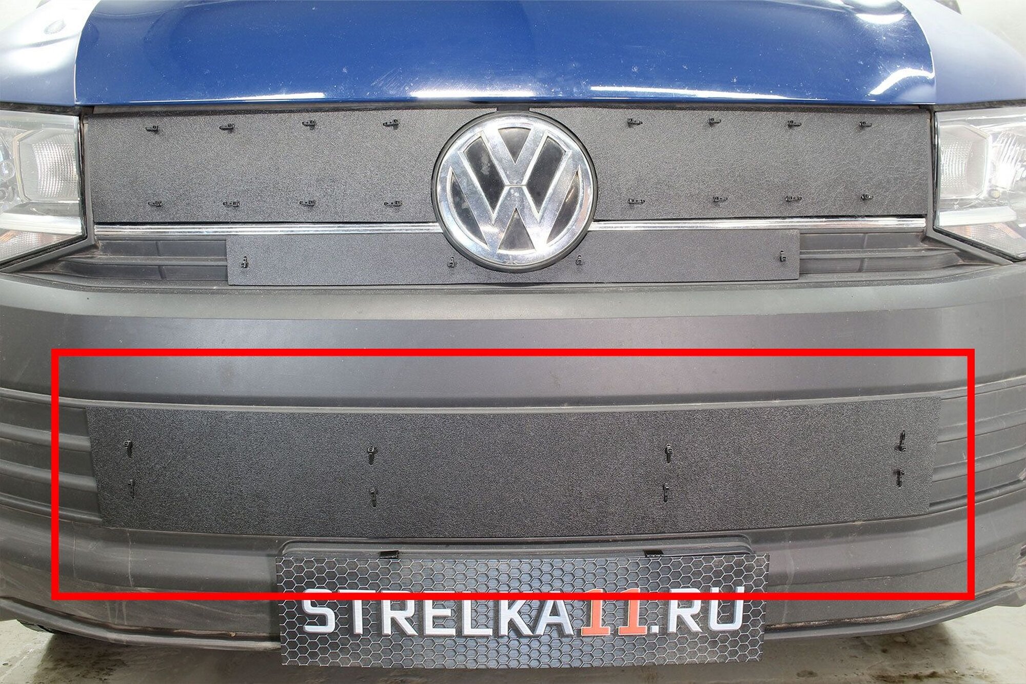 Зимняя защита на стяжках для Volkswagen TRANSPORTER (T6) TrendLine (VI) 2015-2019- низ (1 часть)