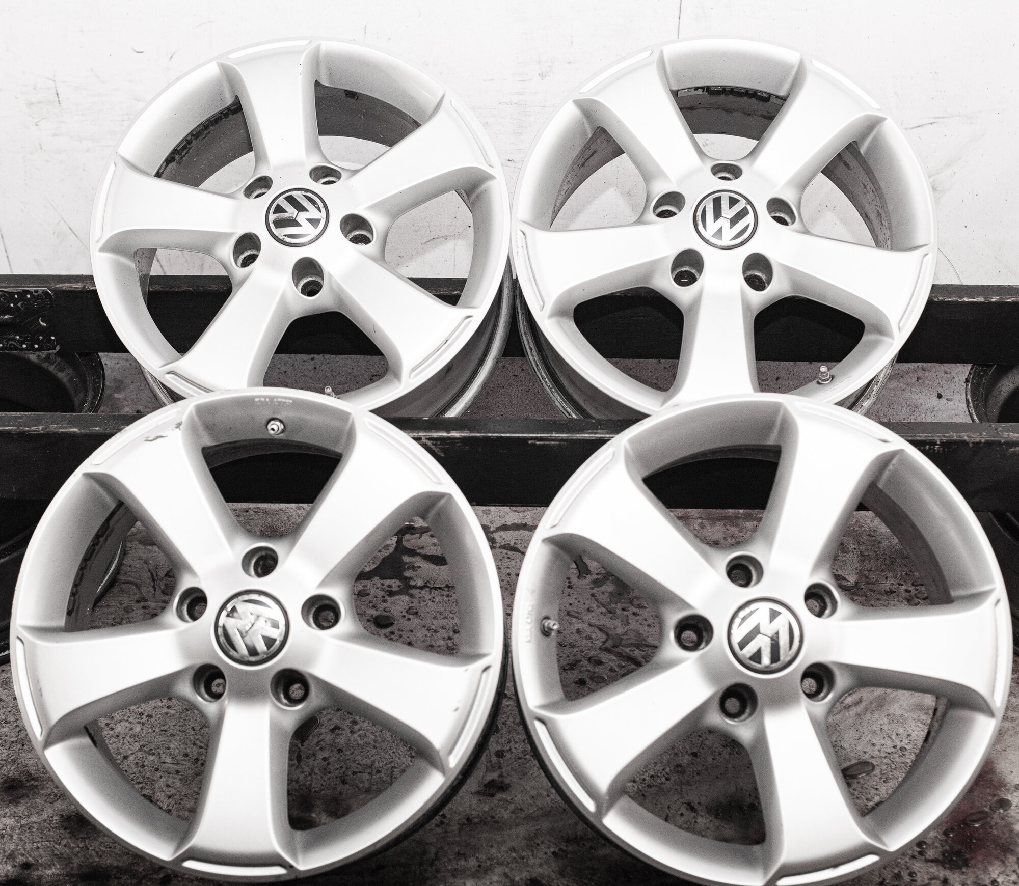 Диски литые R17 Volkswagen Touareg I GP оригинал