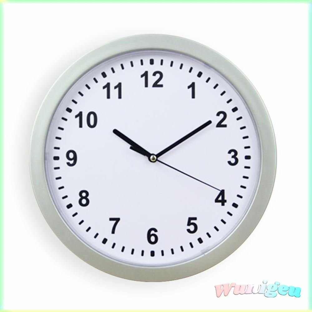 Серебристые настенные часы для интерьера 9E