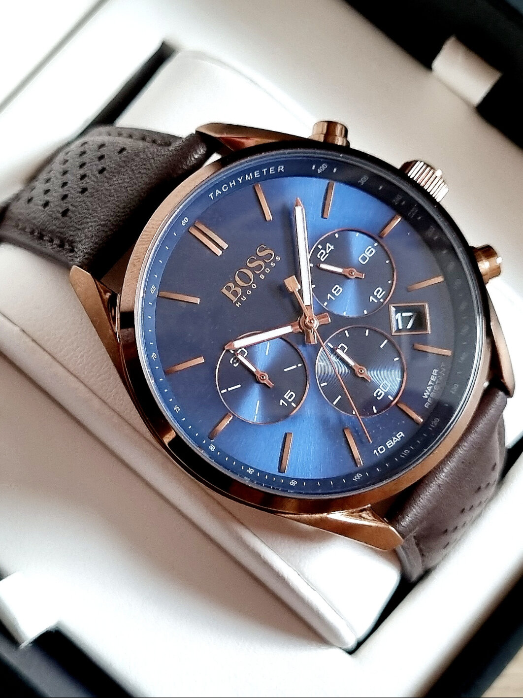 Наручные часы Champion