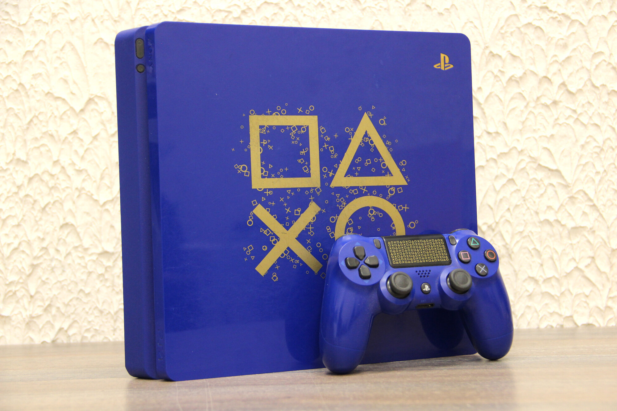 Игровая приставка Sony PlayStation 4 Slim 500 Gb (CUH 21XX) Days of Play LE