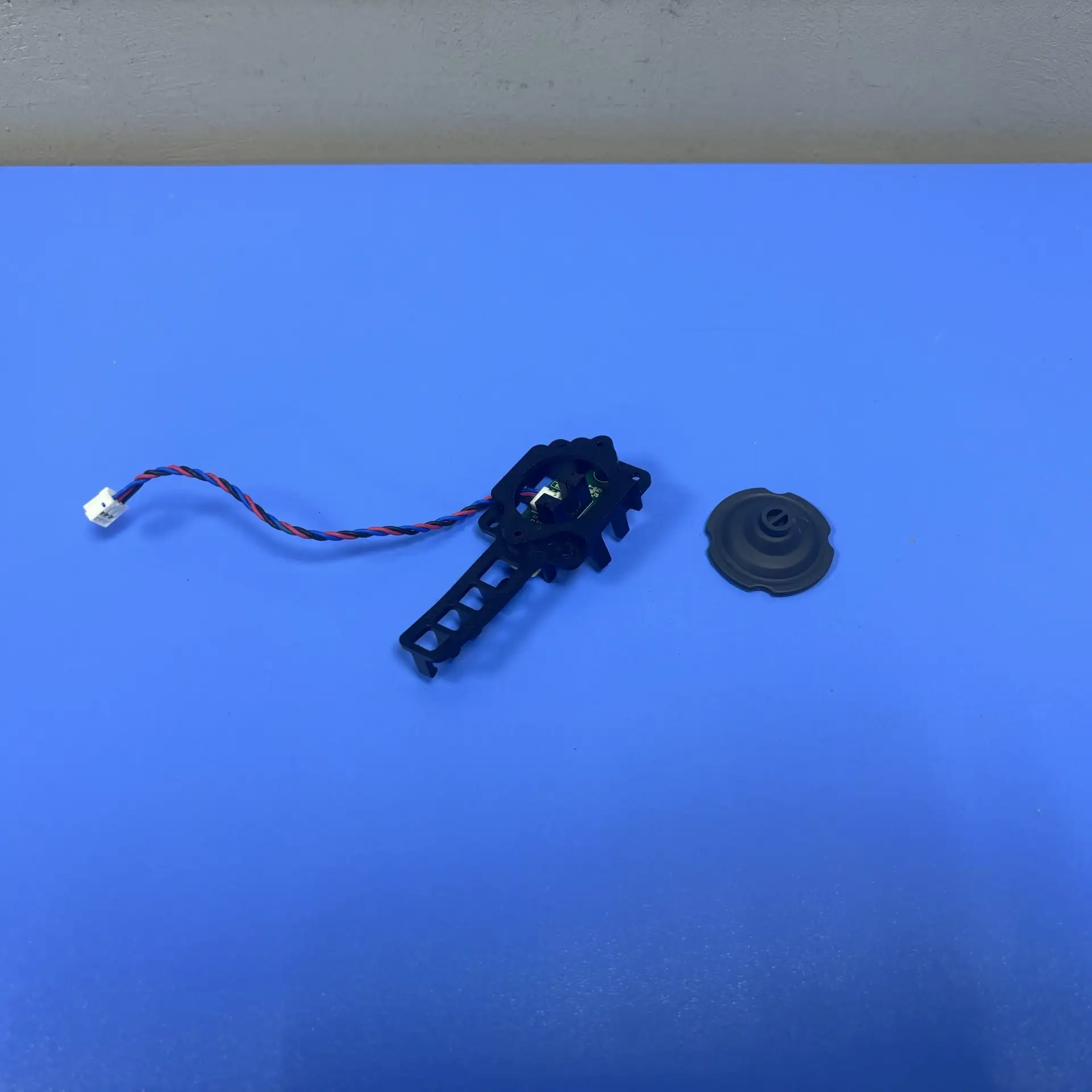 Датчик присутствия правый (в сборе) для Ninebot Segway Mijia Mini N3M240