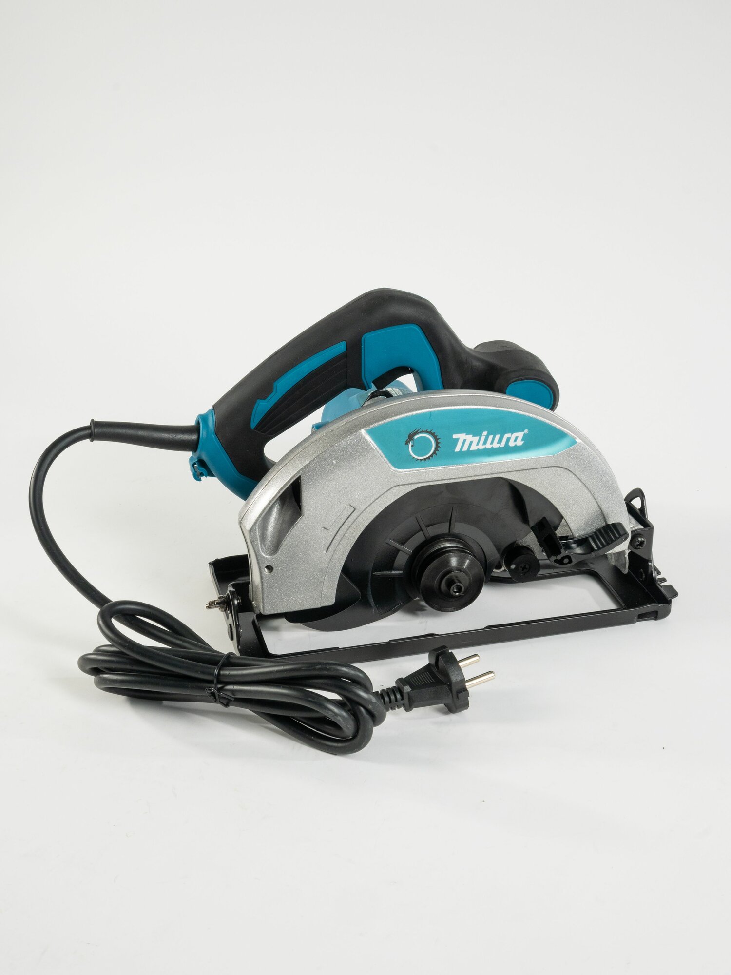 Циркулярная дисковая пила Miura HS7000185MM ,1200ватт