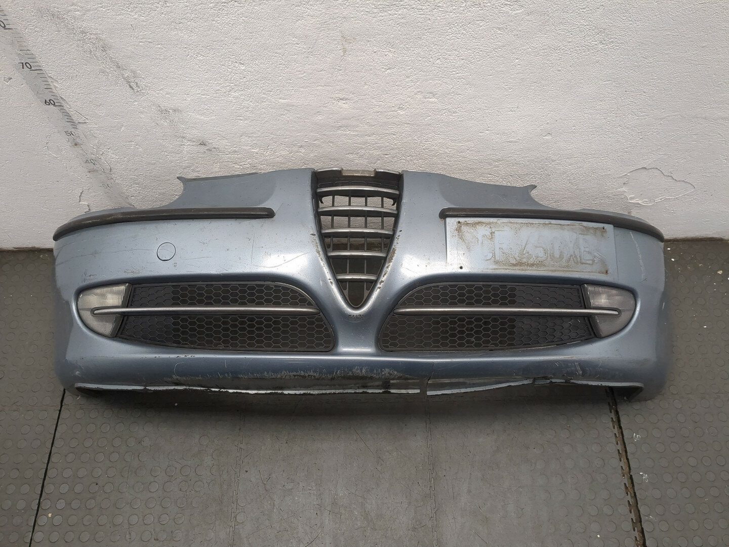 Бампер передний Alfa Romeo 147 Б/У