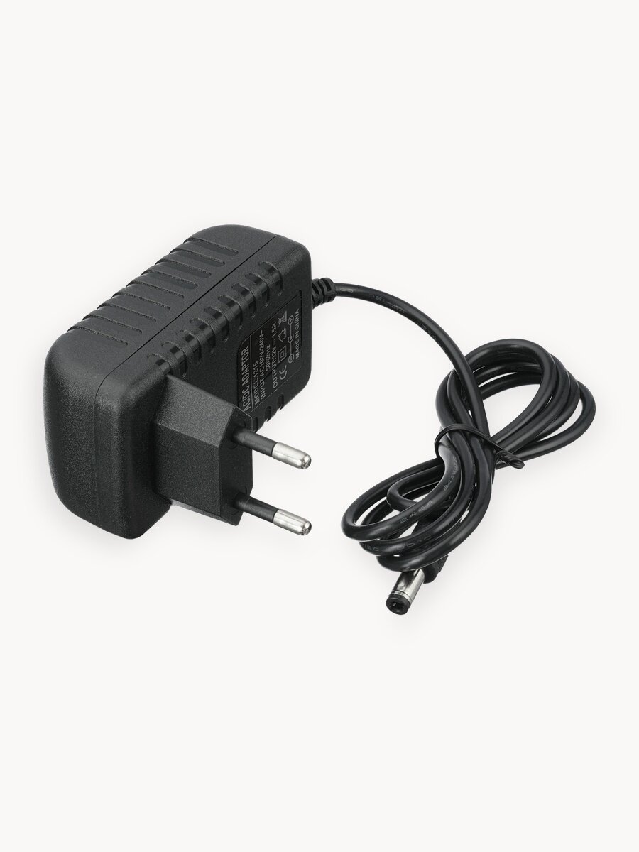Блок питания универсальный для техники AC 5.5x2.5мм, 12V, 1.5A (18W)