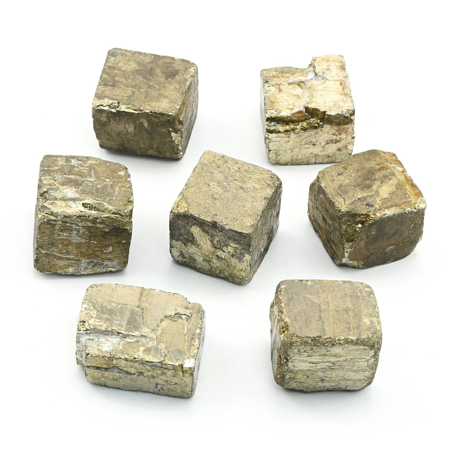 Минерал пирит 26*22*20мм, 50-69г. .