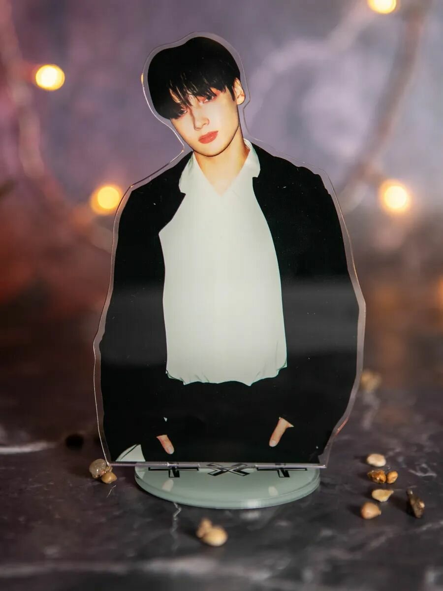 К-поп фигурка TOMORROW X TOGETHER Хюнин Кай