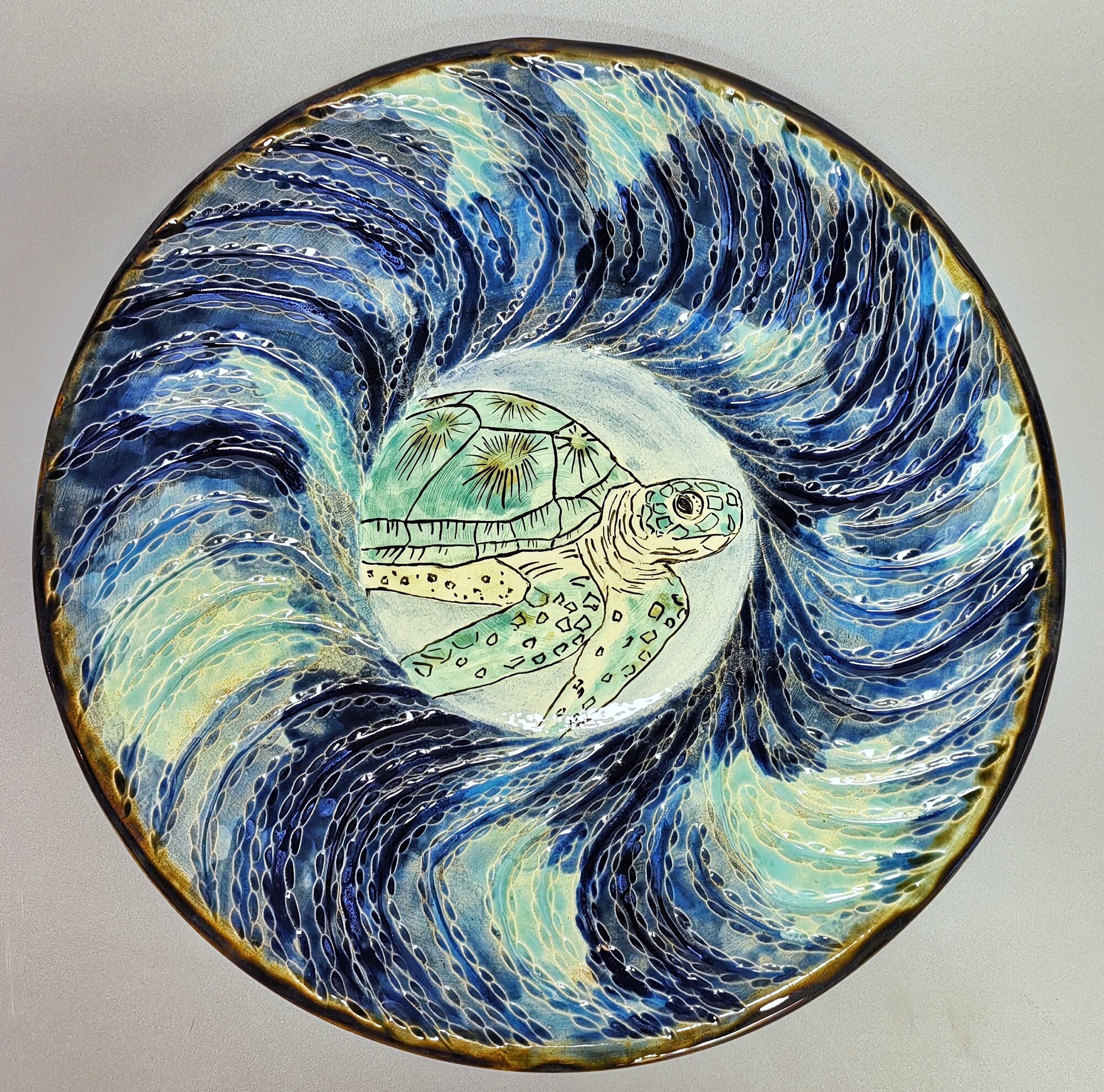 Авторское блюдо ручной работы Irina Volvach Art Ceramics "Морская черепаха"