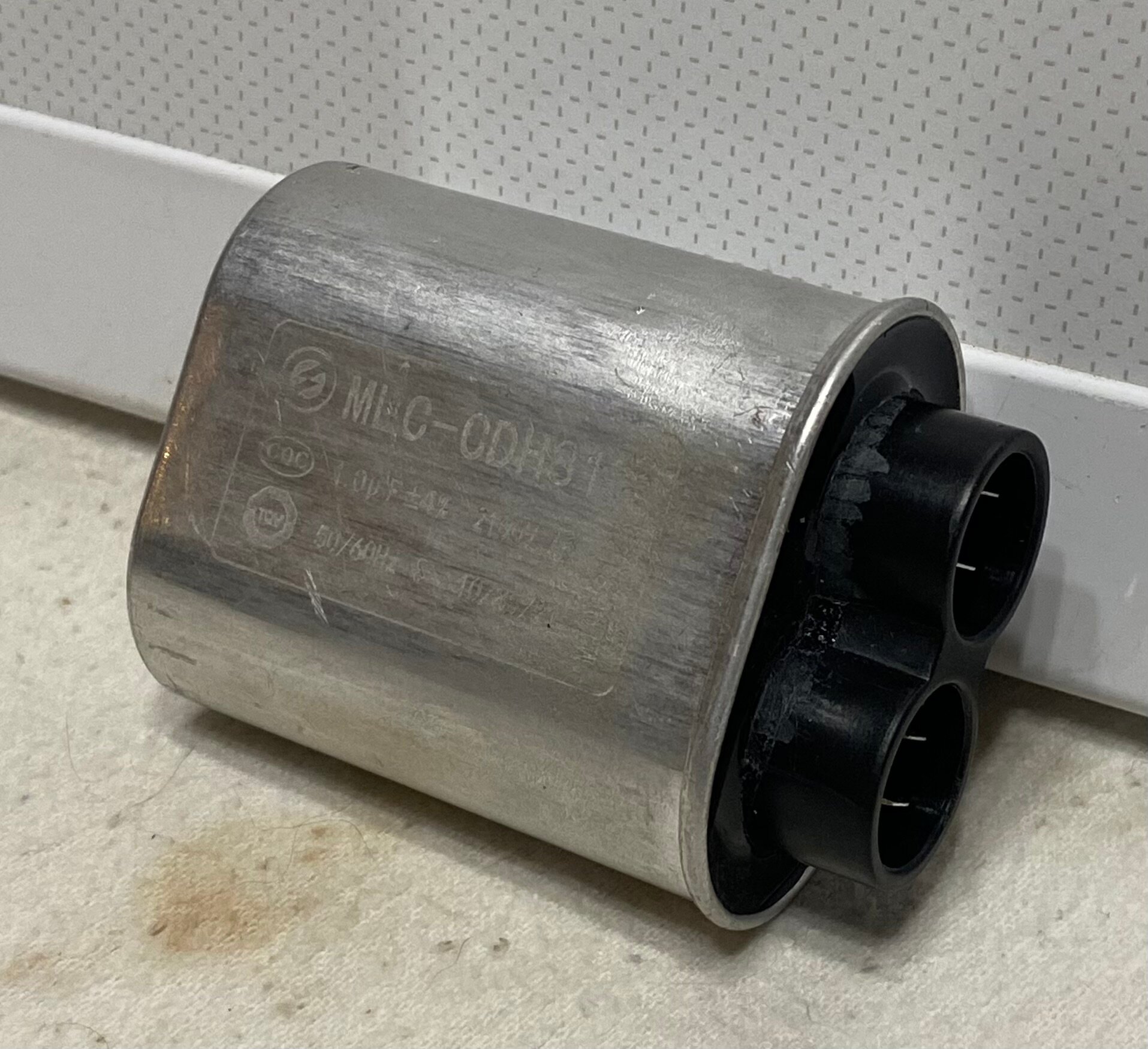 Высоковольтный конденсатор для микроволновой печи (СВЧ) Haier (Хаер), Samsung (Самсунг), LG оригинал 1.0 mkF 0530057312