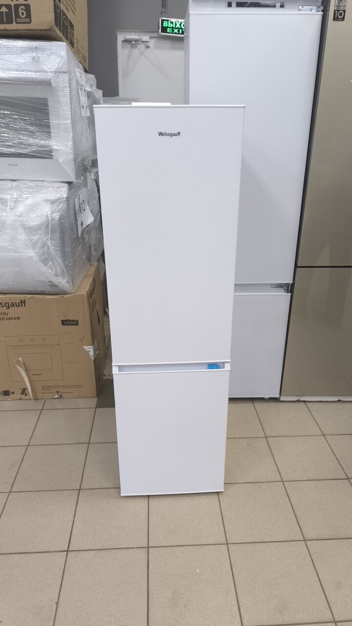 Холодильник Weissgauff WRK 1520 Defrost White уценка
