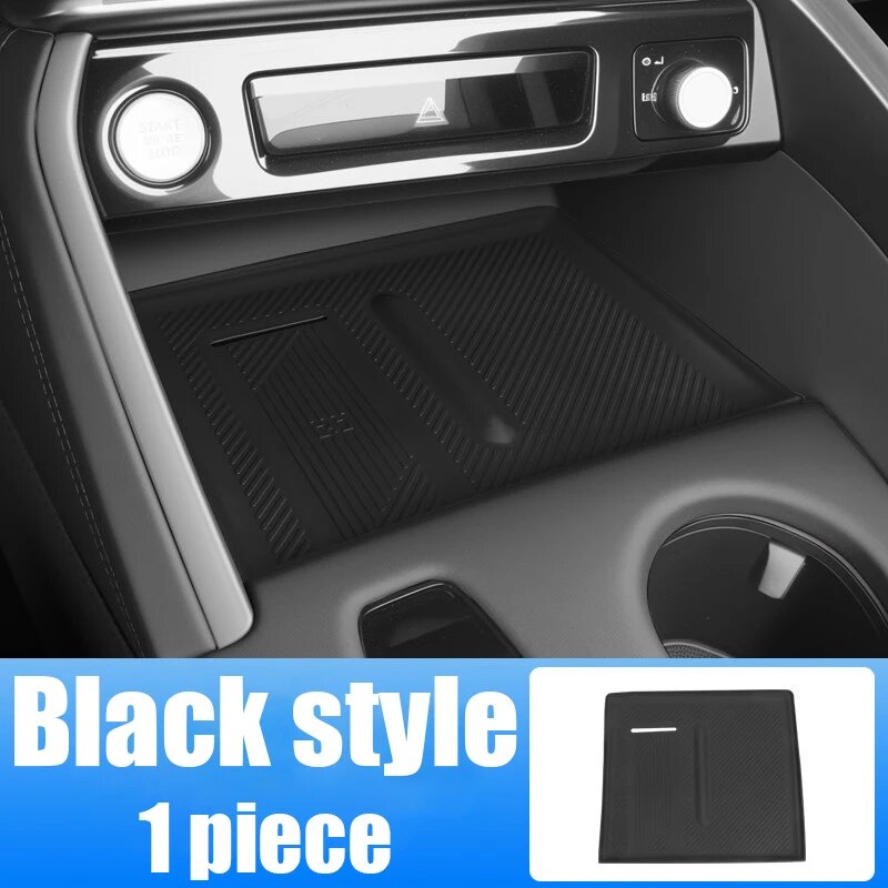 Накладка на беспроводную зарядку Audi Q5 2025-2026, Black style, hs28 02