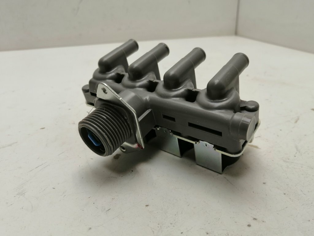 HWD80-BP14979 кт108 Клапан подачи воды для стиральной машины Haier HWD80-BP14979 б/у