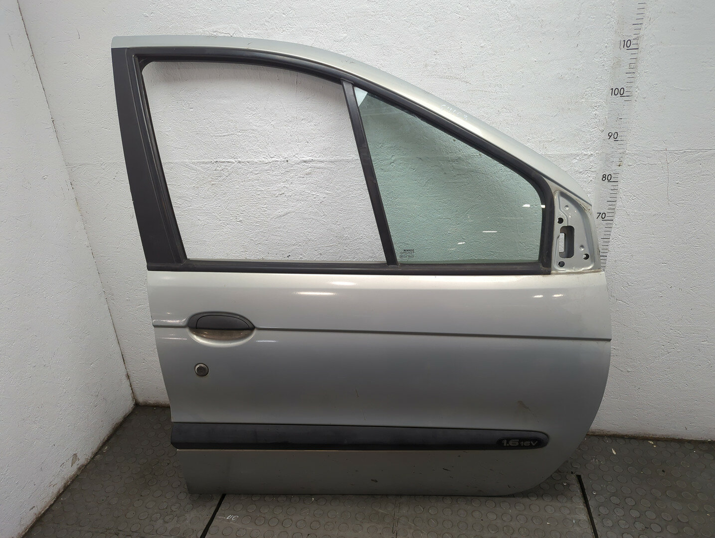 Дверь боковая (легковая) правая передняя Renault Scenic Б/У