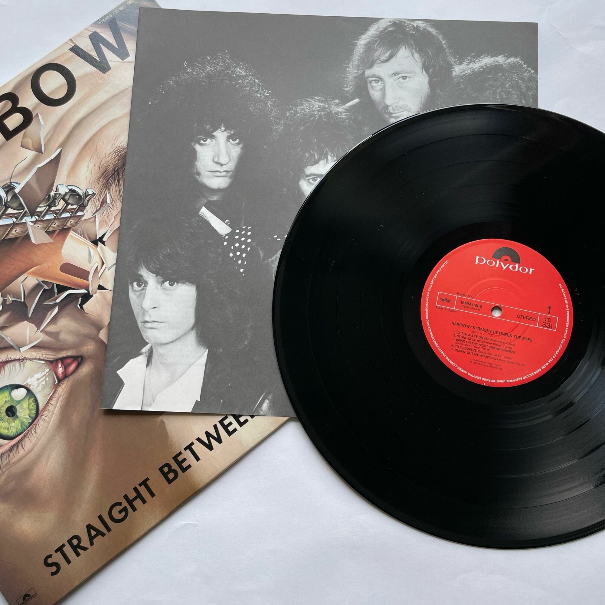 Винтажная виниловая пластинка LP Rainbow Straight Between The Eyes (Япония 1987) (Без Оби)