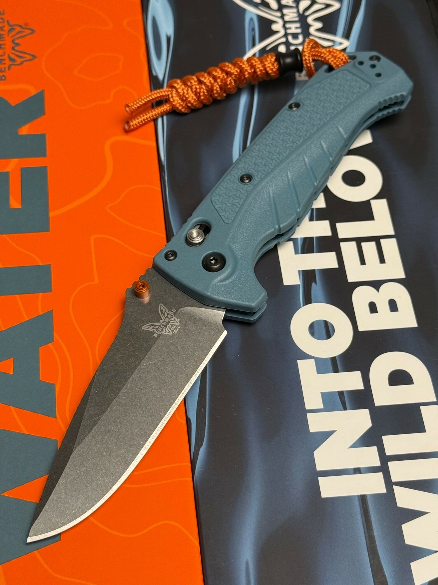 Нож складной Benchmade 18060 Adira, MagnaCut Blade