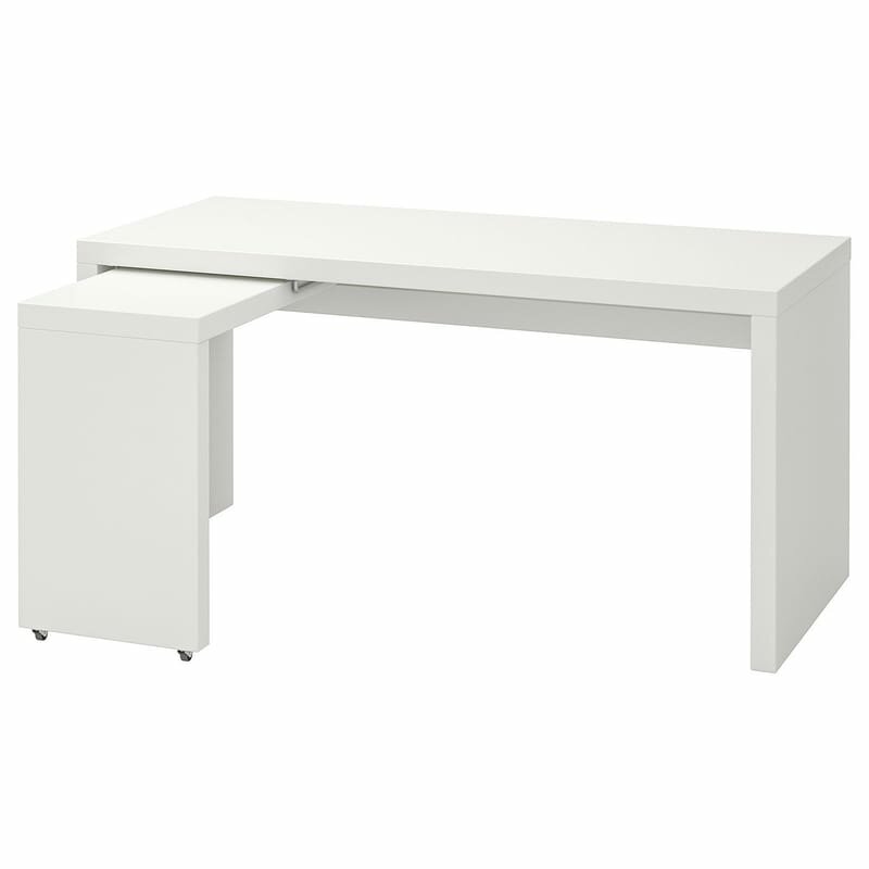 Письменный стол IKEA MALM с выдвижной панелью, белый, 151x65 см 702.141.92
