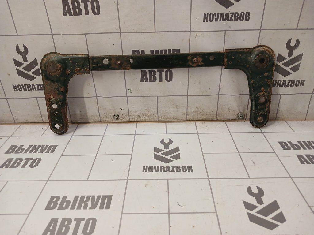 Балка подрадиаторная Renault Megane 2 02-09