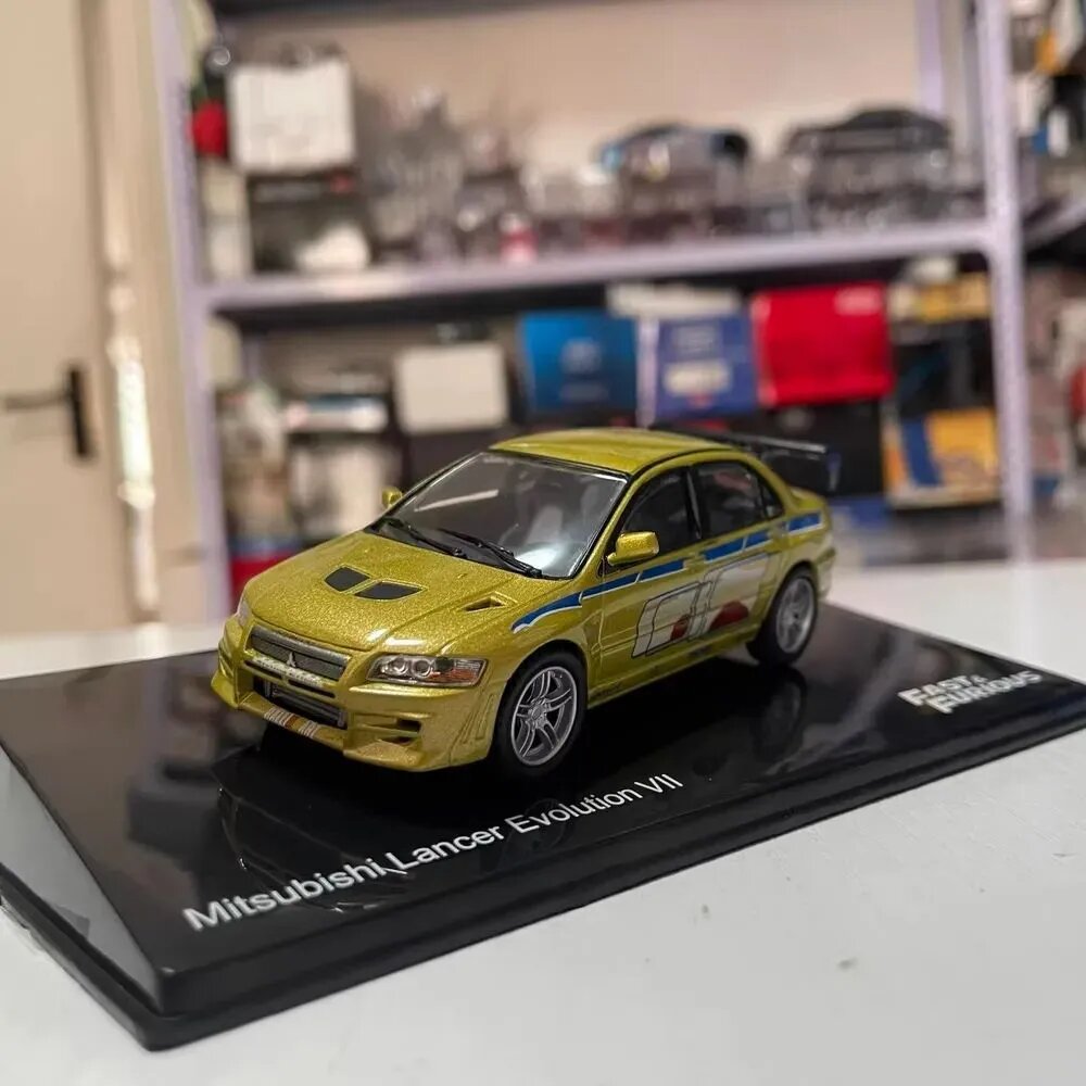 Масштабная модель 1:43 Mitsubishi Lancer EVO VII из "Форсажа" (IXO) коллекционная