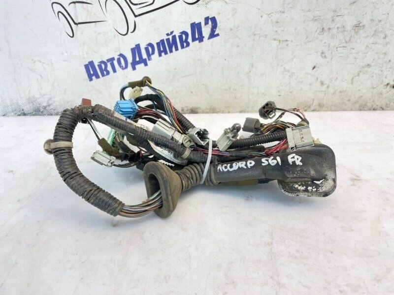 Проводка двери Honda Accord 2001 32751S0A0100 CL3 F20B, передняя правая (с пробегом)