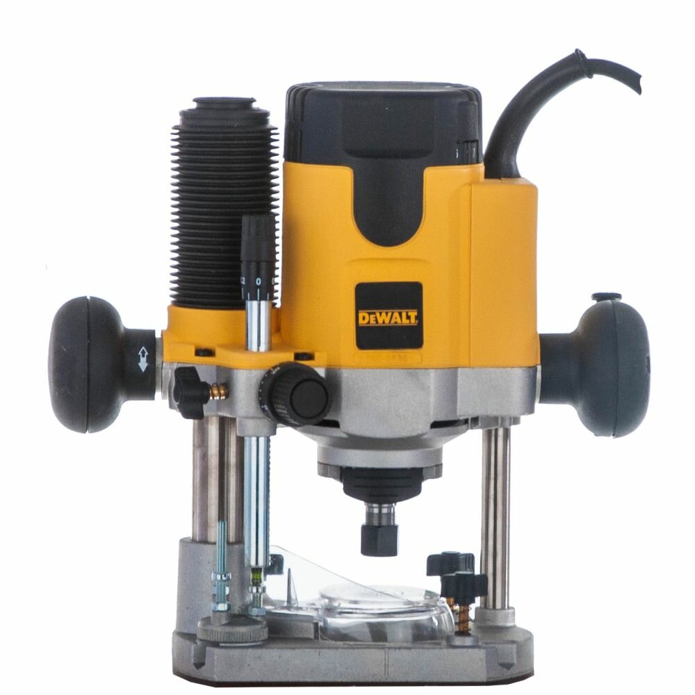 Dewalt Фрезер DW 621. Товар уцененный