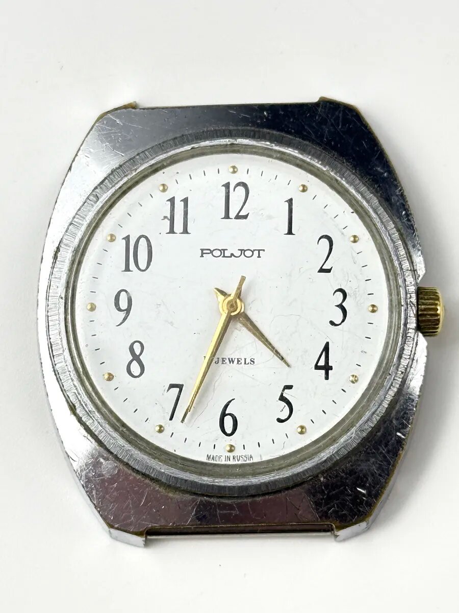 Винтажные наручные механические часы «Poljot» («Полёт»)