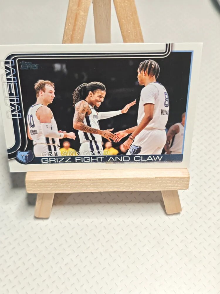 Коллекционные карточки Topps NBA по баскетболу
