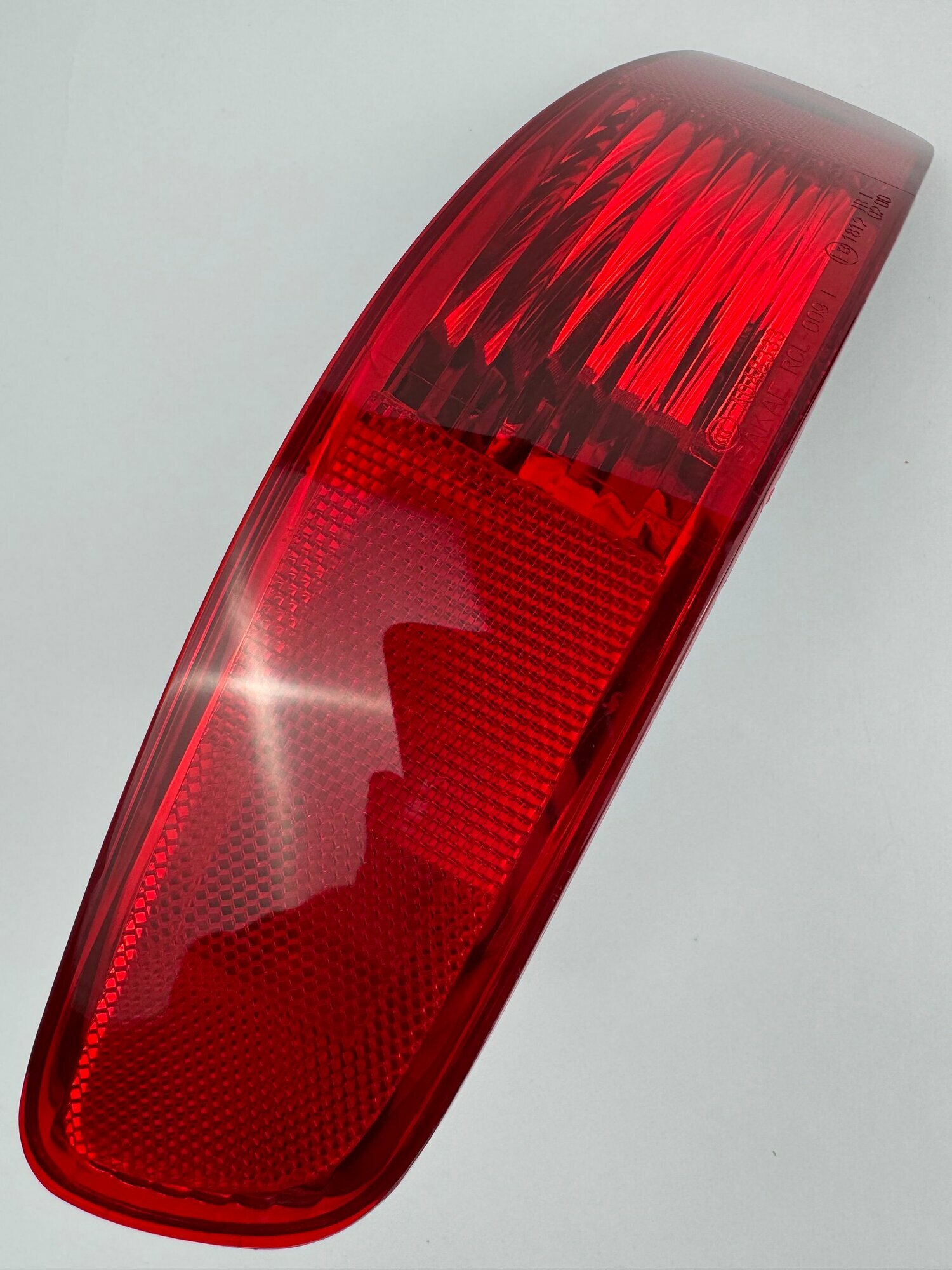 Левый противотуманный фонарь для Mitsubishi Outlander 2007 - 2012. Артикул - 8355A003