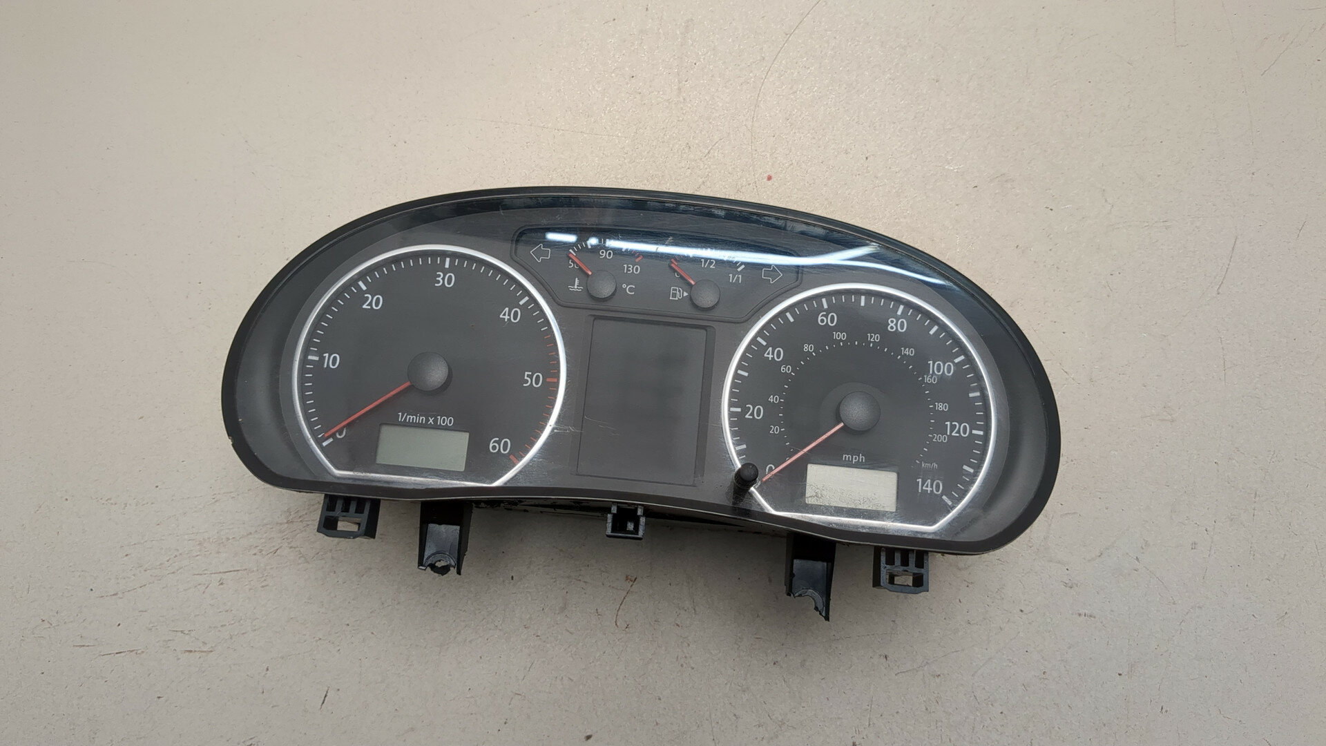 Приборная панель Volkswagen Polo Б/У