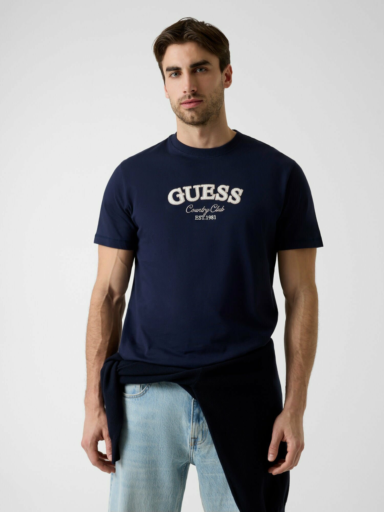 Футболка GUESS