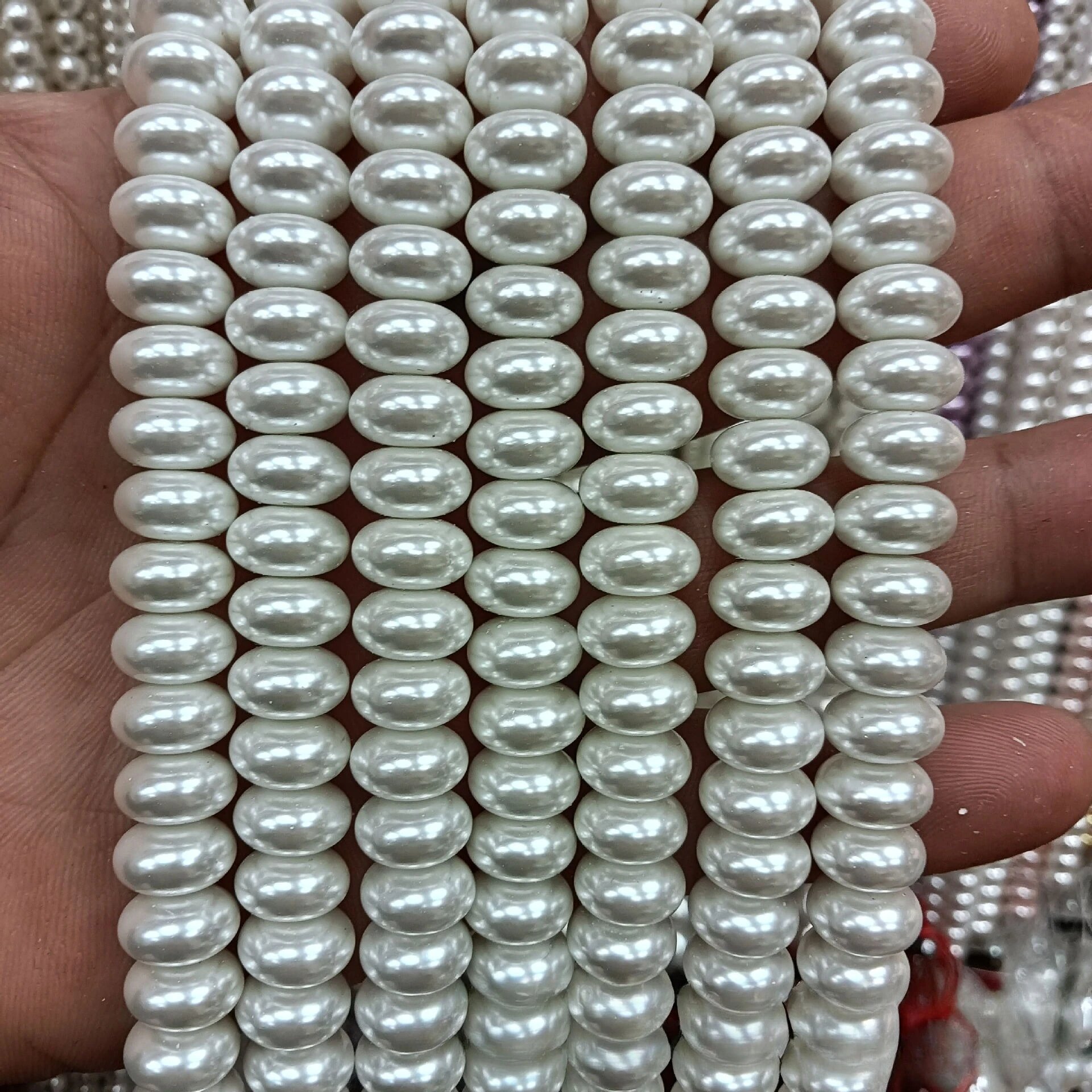 Имитированные жемчужины HUAN ER LIN Белый, White