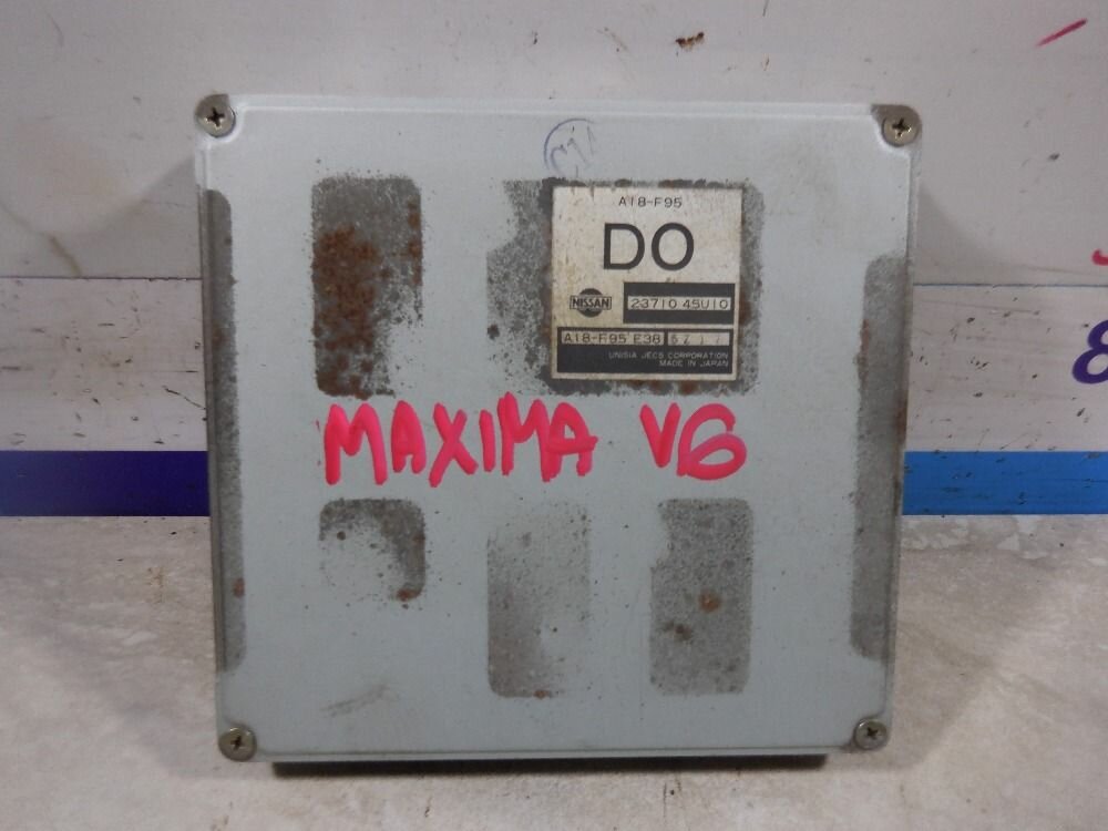 Блок управления двигателем Nissan Maxima A32 2371045U10