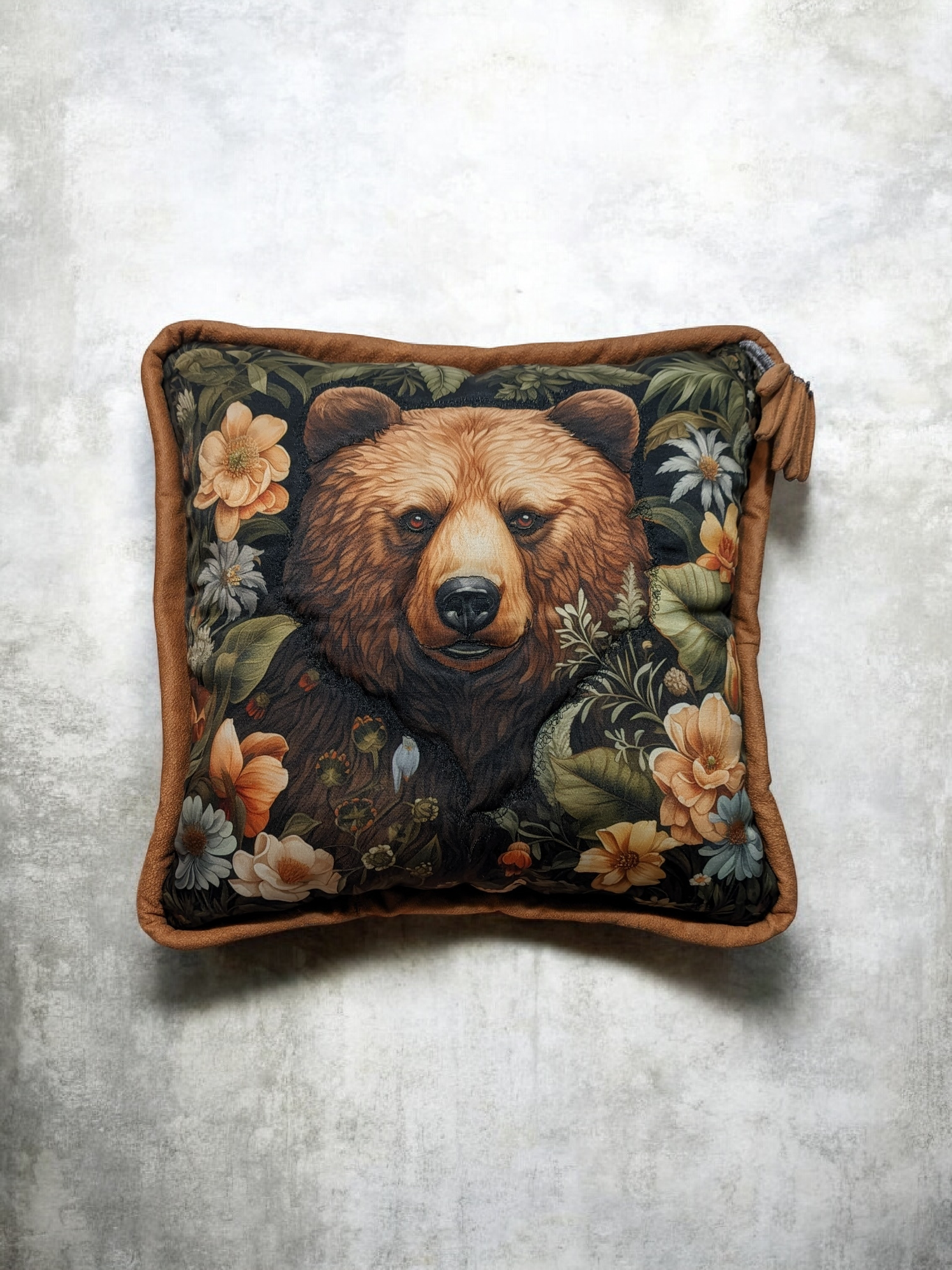 Подушка декоративная Медведь, подарок на 23 февраля мужчине, парню, мальчику, необычный подарок, эксклюзивный дизайн