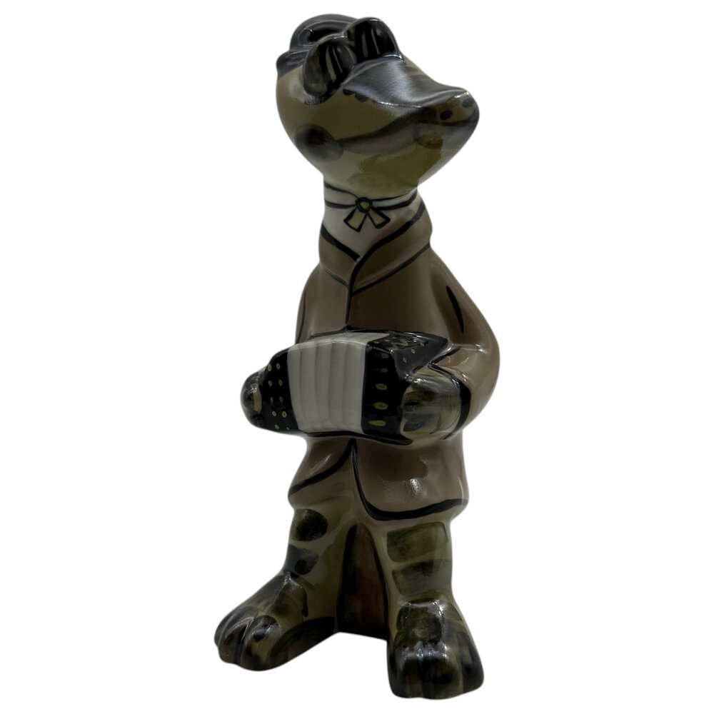 Фарфоровая статуэтка "Крокодил Гена", 14.5 см, 2020-2024 гг, Вербилки, Россия