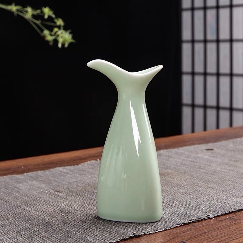 Керамический набор для саке цвета селадона, маленькие винные чашки в китайском стиле, домашний диспенсер для напитков, фляга в античном стиле, винтажные керамические бокалы для напитков.